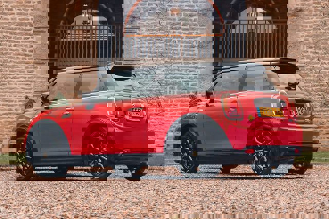 MINI Electric Review 2022 | Honest John