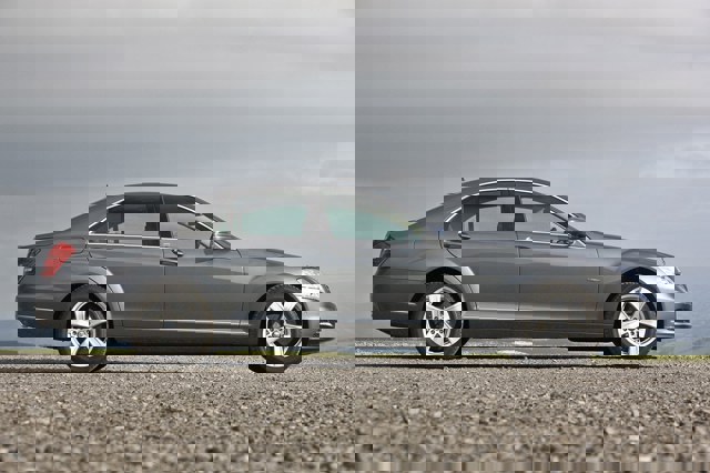 Mercedes-Benz S-Class (2006 – 2014) Review | Honest John