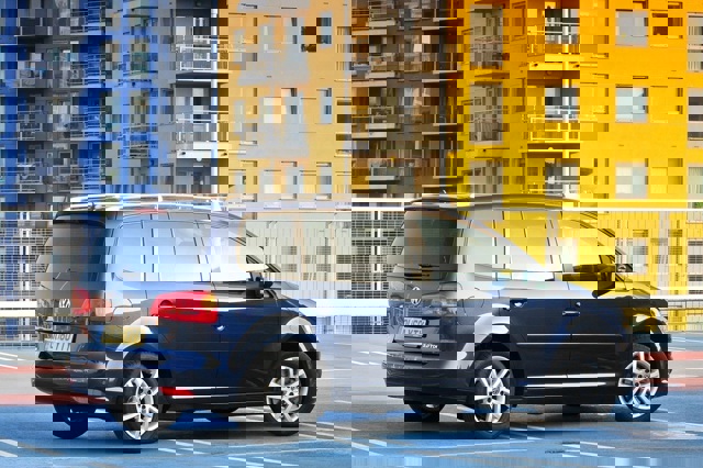 Volkswagen Touran (2010 – 2015) Review | Honest John