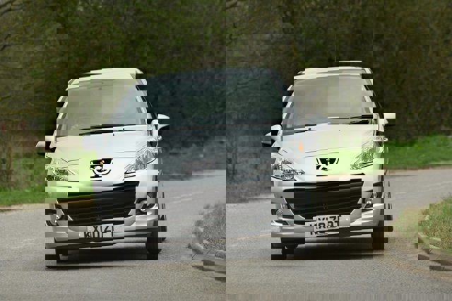 Peugeot 207 (2006 – 2012) Review | Honest John