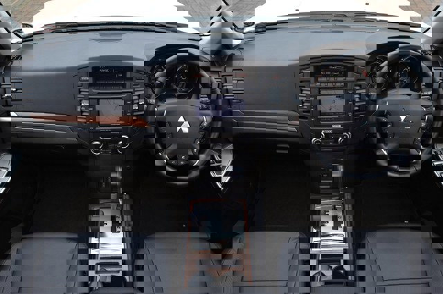 Mitsubishi Shogun (2007 – 2019) Review | Honest John