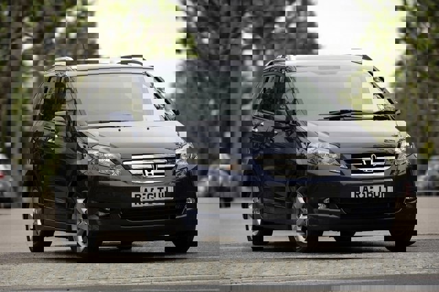 Honda FR-V (2004 – 2009) Review | Honest John