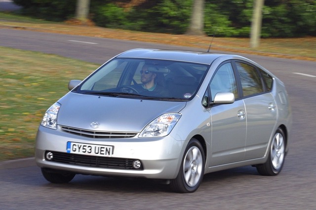 Toyota Prius (2004 – 2009) Review | Honest John